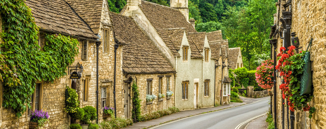 Idyllic small towns to visit in the English countryside ...